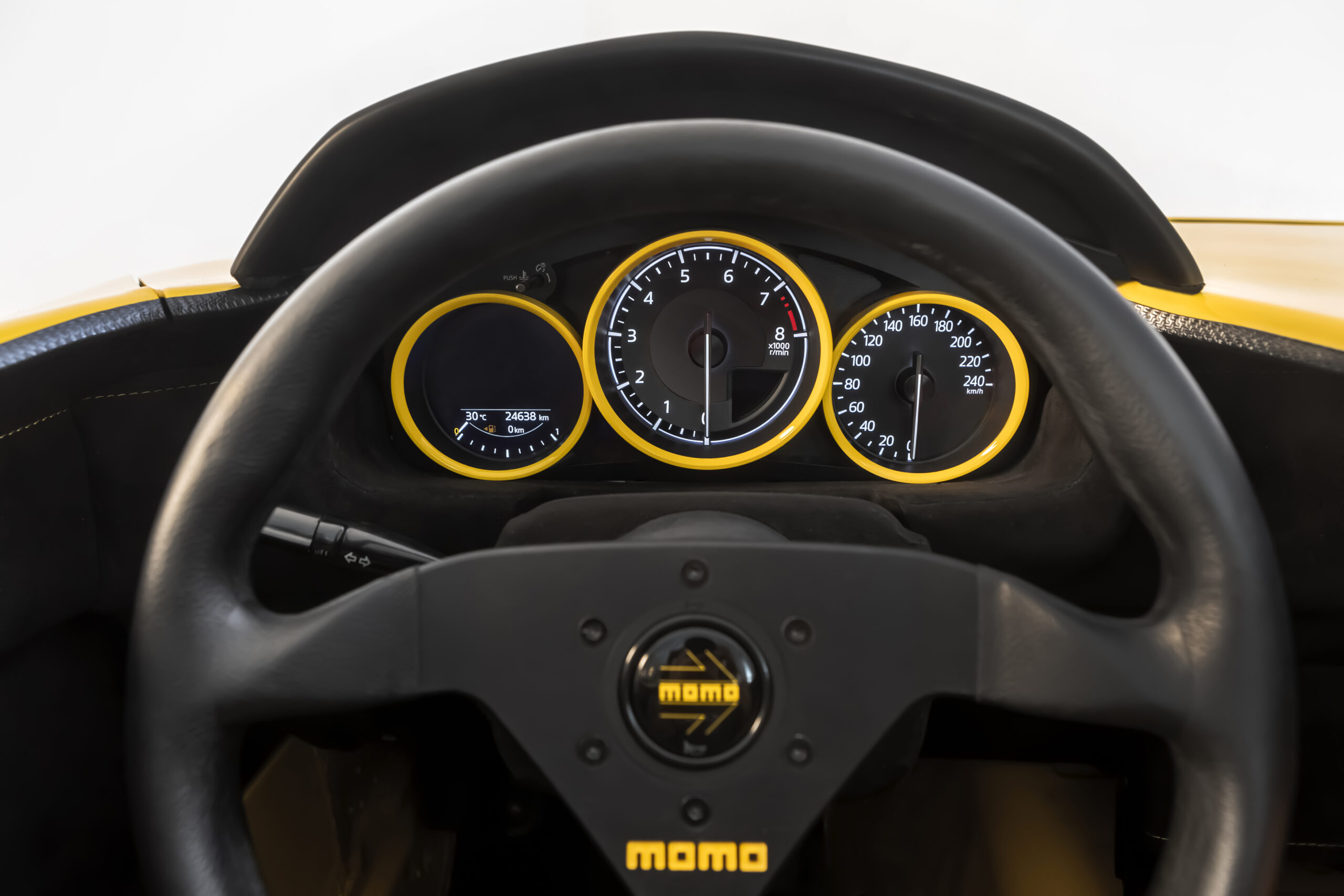 Gorgeous Mazda Miata Speedster Has an ND MX-5 Engine Under the Hood