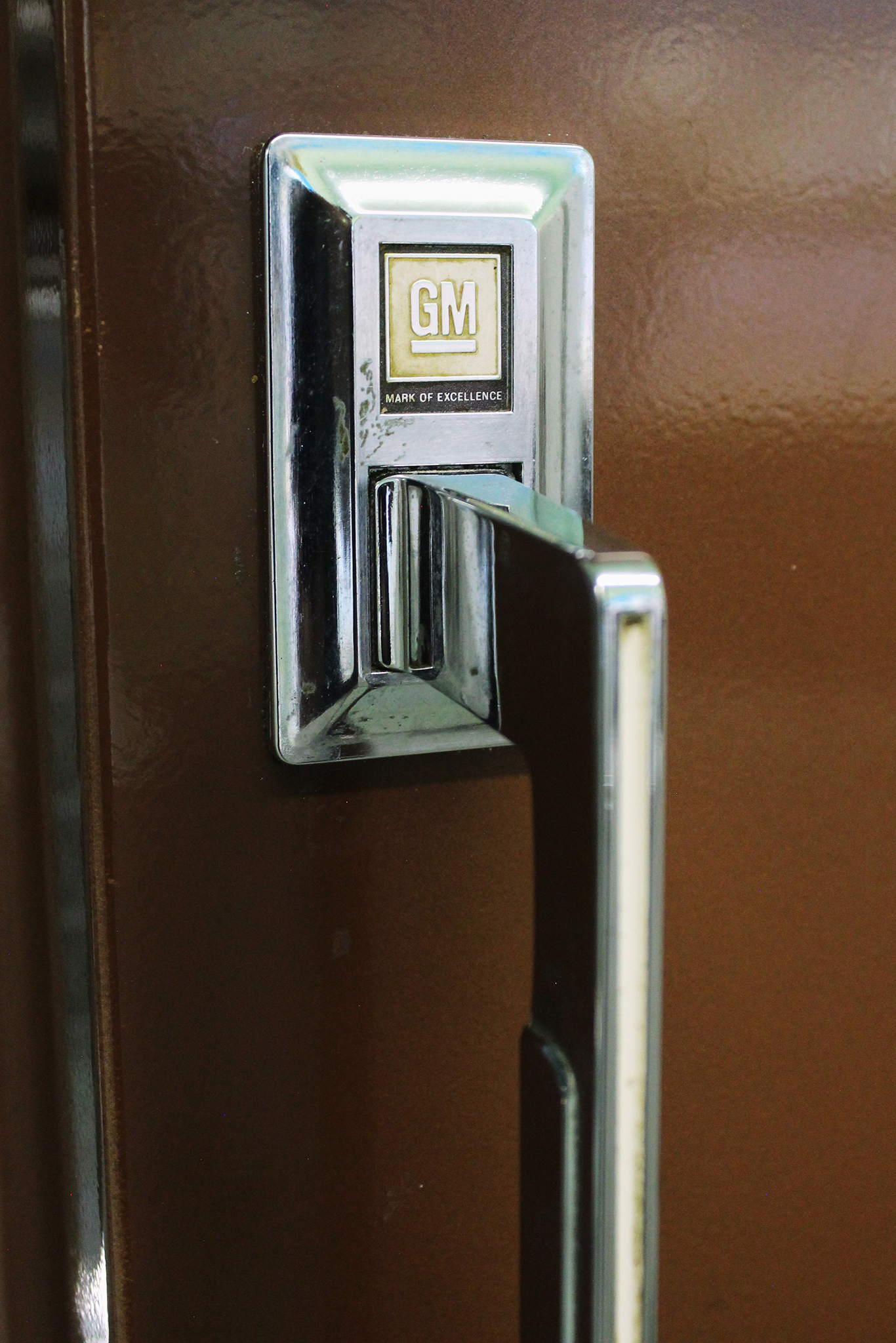 The Rise and Fall of Car Companies Building Refrigerators | GM Inside ...