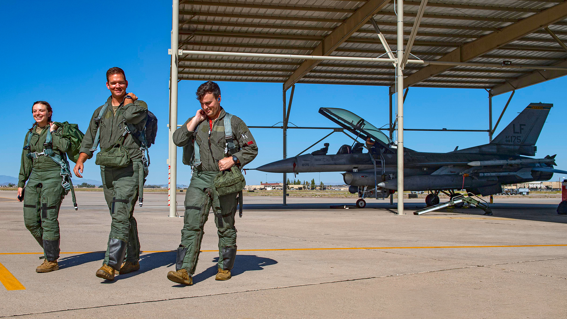 Luke AFB Retires Block 25 F-16 Aircraft Luke Air Force Base, 48% OFF