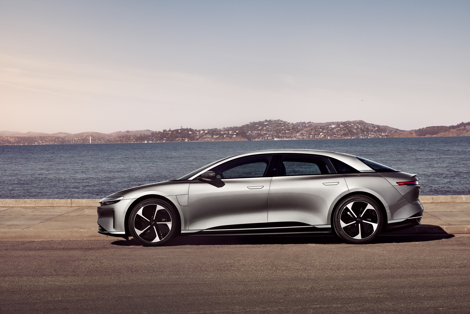 Lucid Touts Gravity's Electric SUV's Configurable Interior Alongside ...
