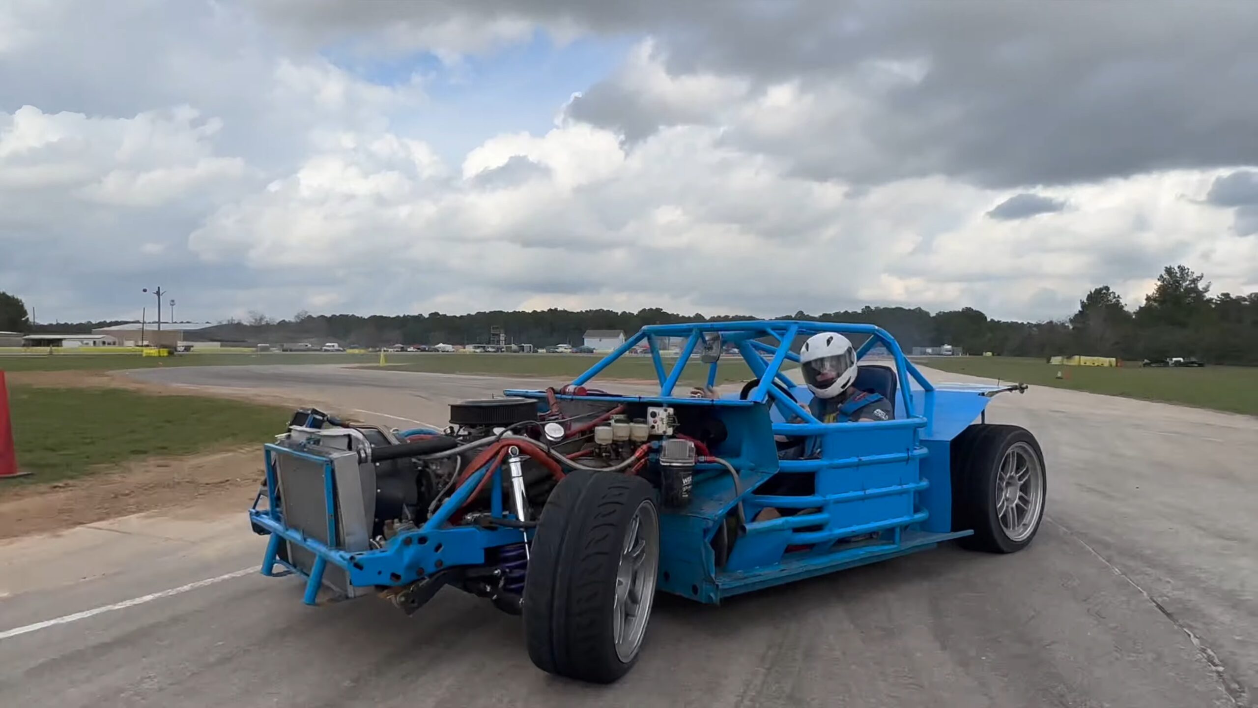 Turning Old Stock Cars Into Drift Cars Makes Perfect Sense