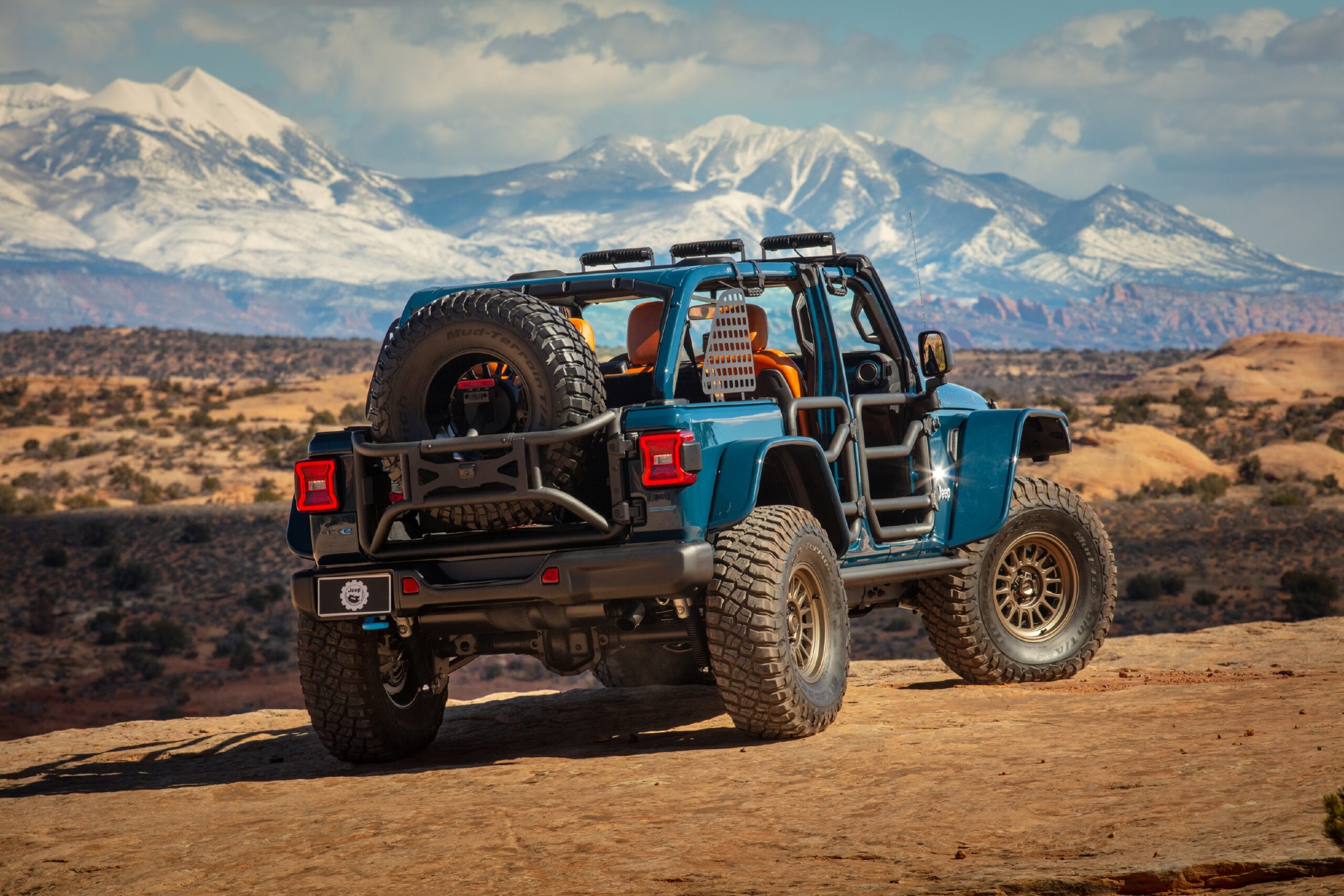 Jeep Scrambler 392 Concept Headlines 2023 Easter Jeep Safari Builds