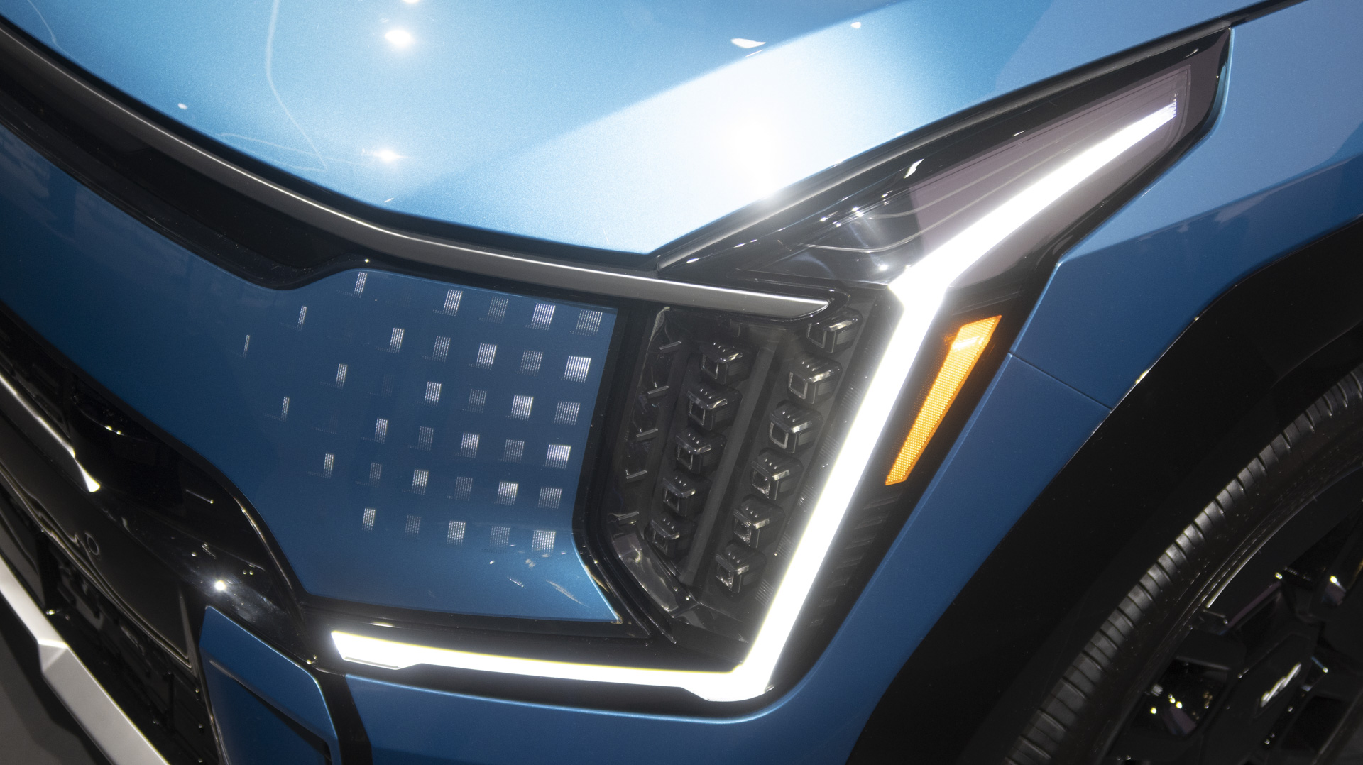 Here's How the 2024 Kia EV9 Can Put a Light Show on Its Bumper