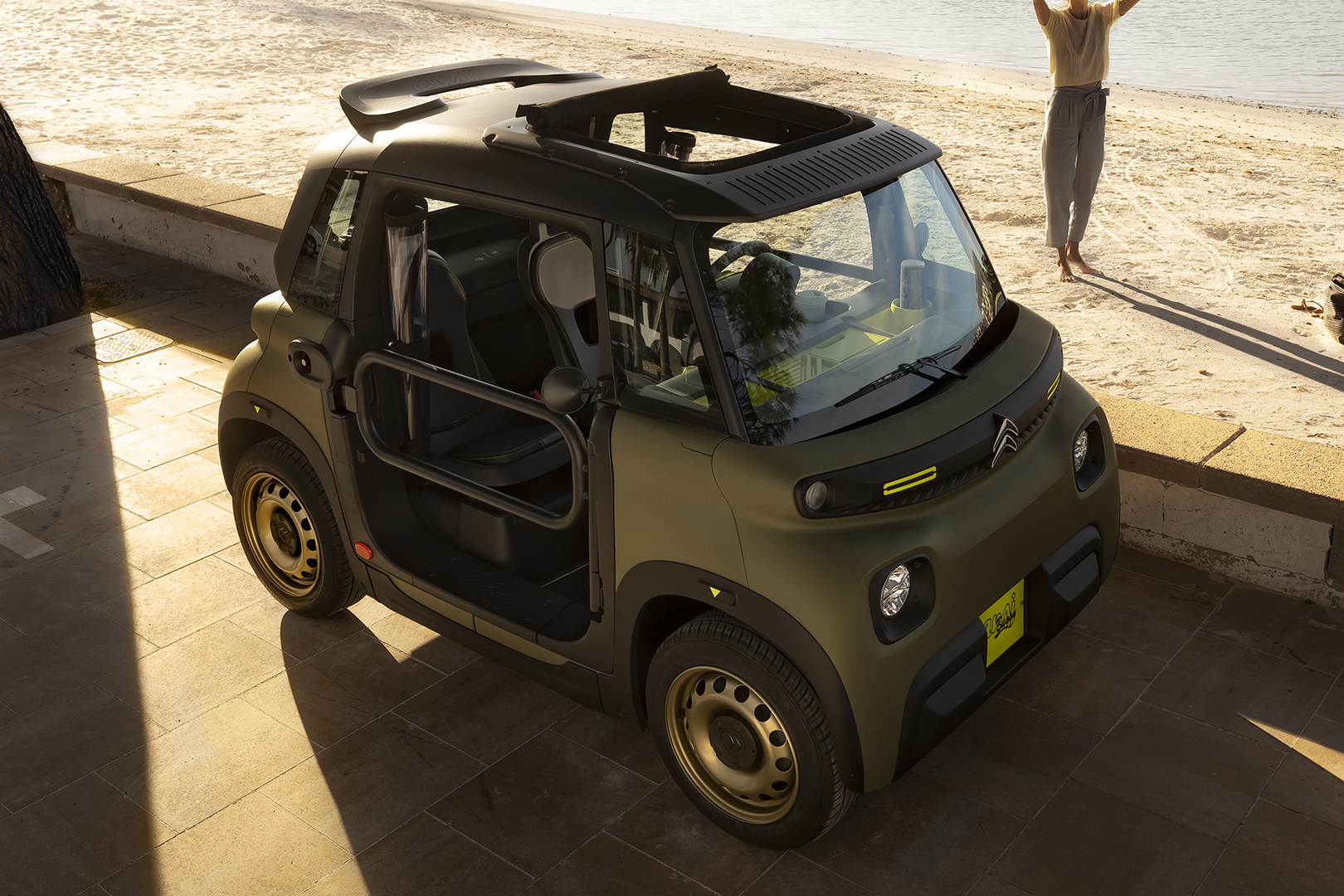The Citroen Ami Buggy EV Is a Doorless, Beach-Ready Joyride for $11,300