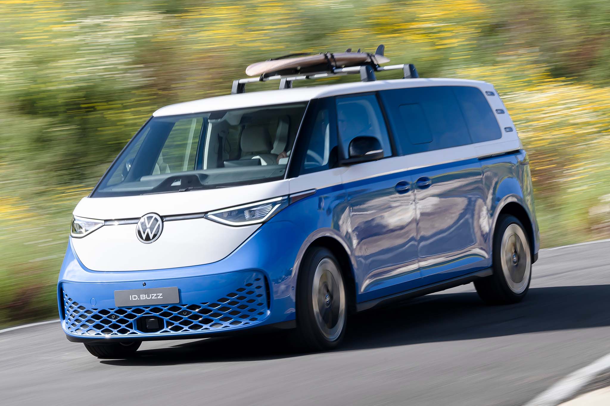 2024 VW ID Buzz Lands in US With 3 Rows, Available AWD, Retro Style
