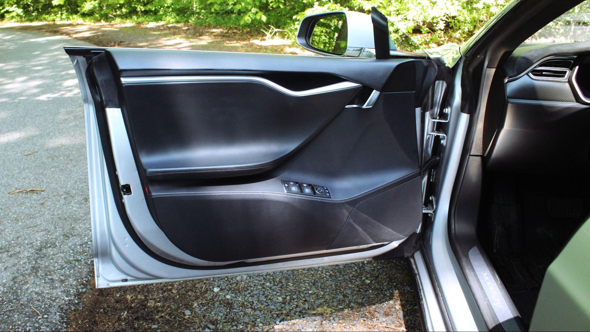2014 Tesla Model S vs 2023 Tesla Model 3 Review: Is Newer Actually Better?
