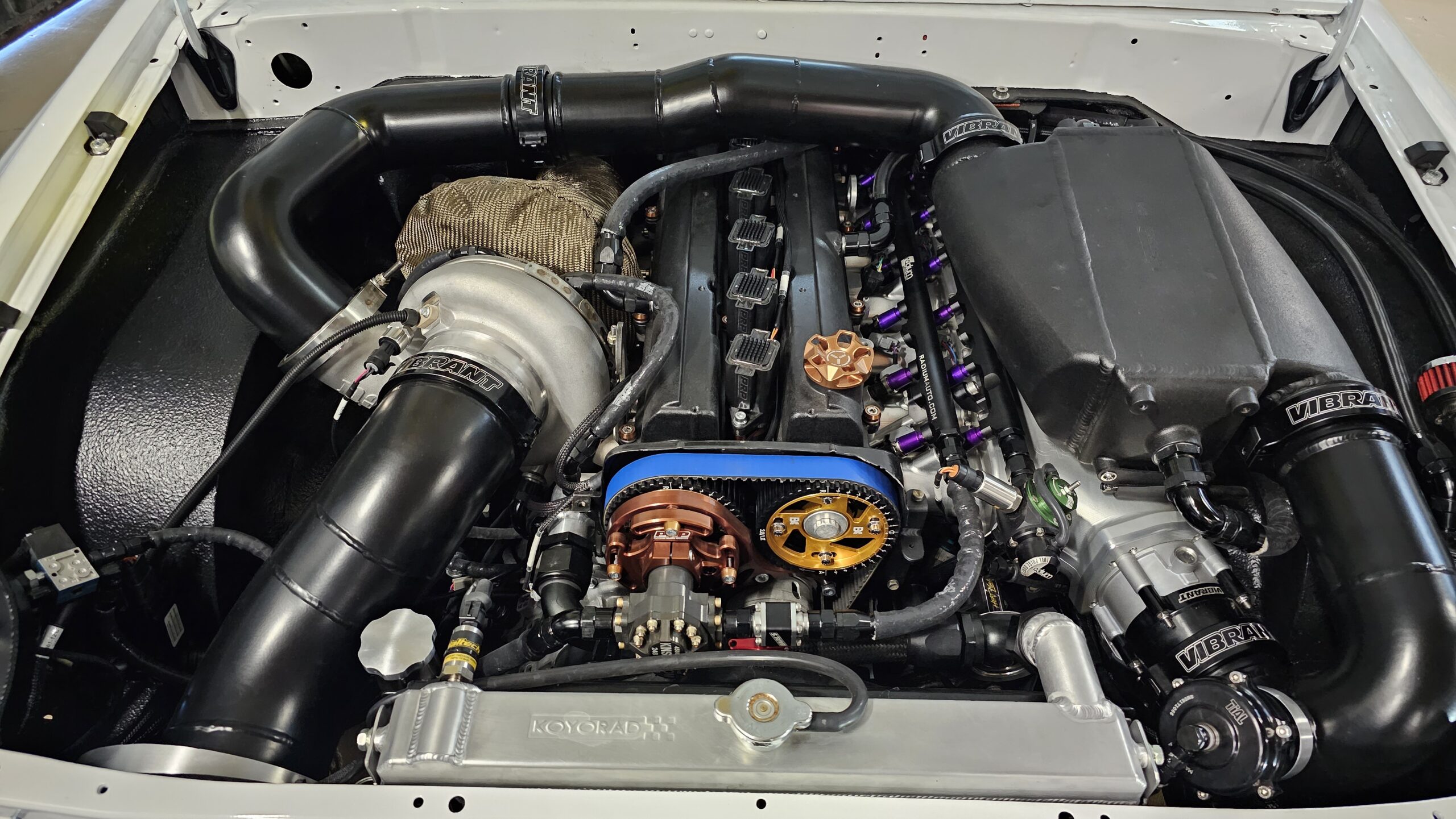 This Incredible 1991 Toyota Land-Speed Pickup Is Chasing 240 MPH at ...