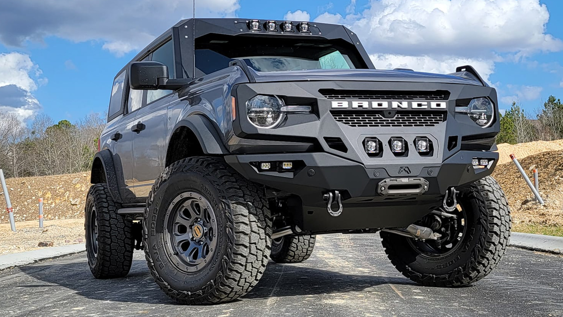 Angry Eye Ford Broncos Are Here to Glare at Jeep Wranglers