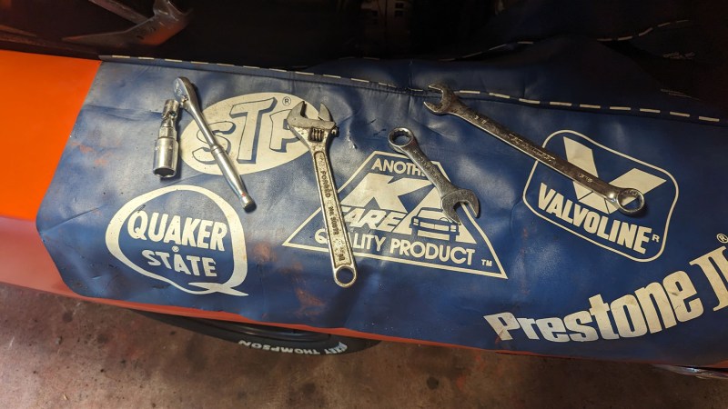 A New Multi-Tool From the Navy SEALs Knifemaker