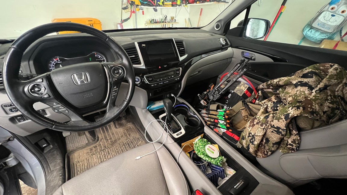 How to Clean a Car Interior?