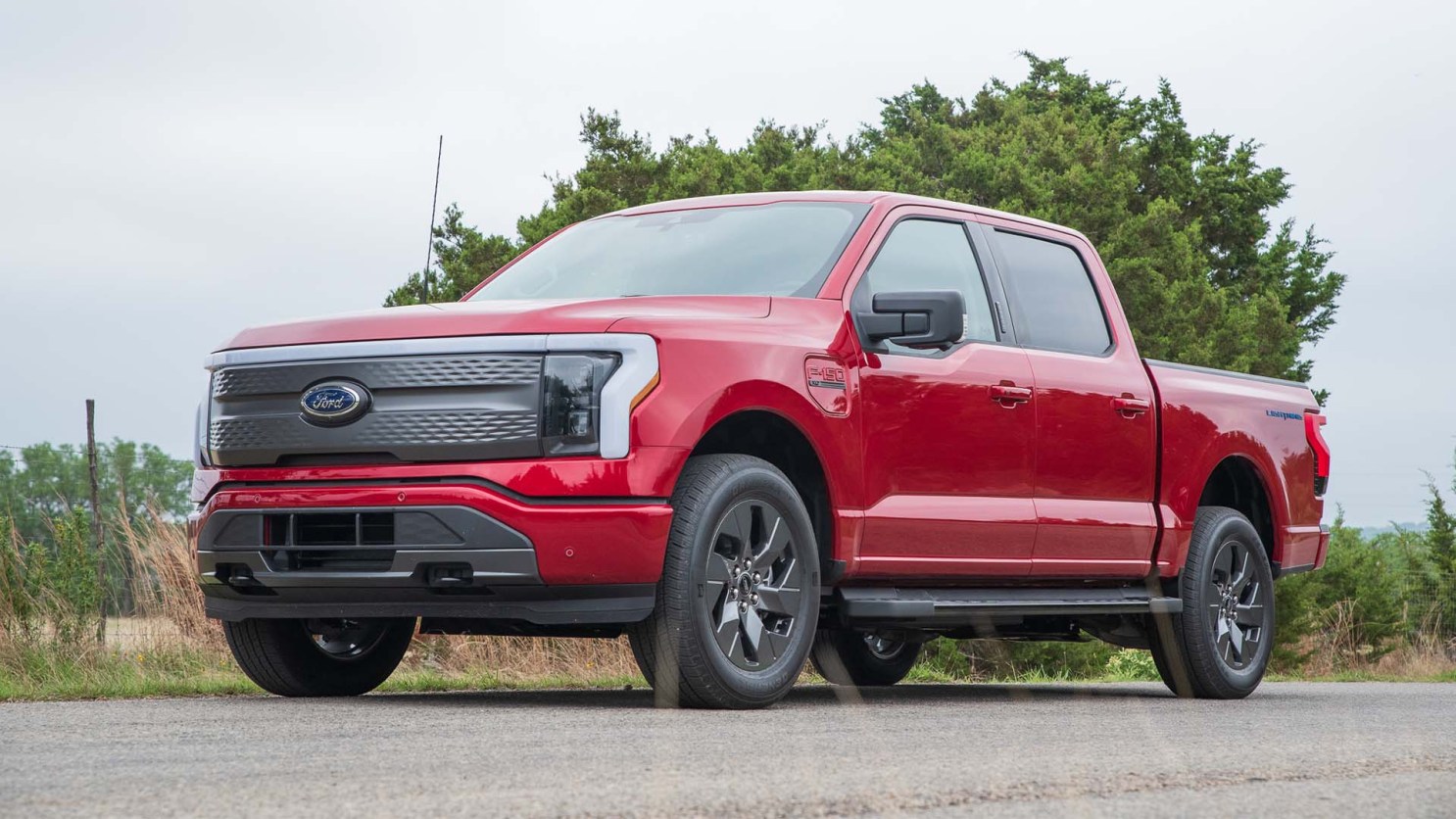 Review: 2021 Ford F-150 PowerBoost Hybrid Gets 720+ Happy Miles From ...