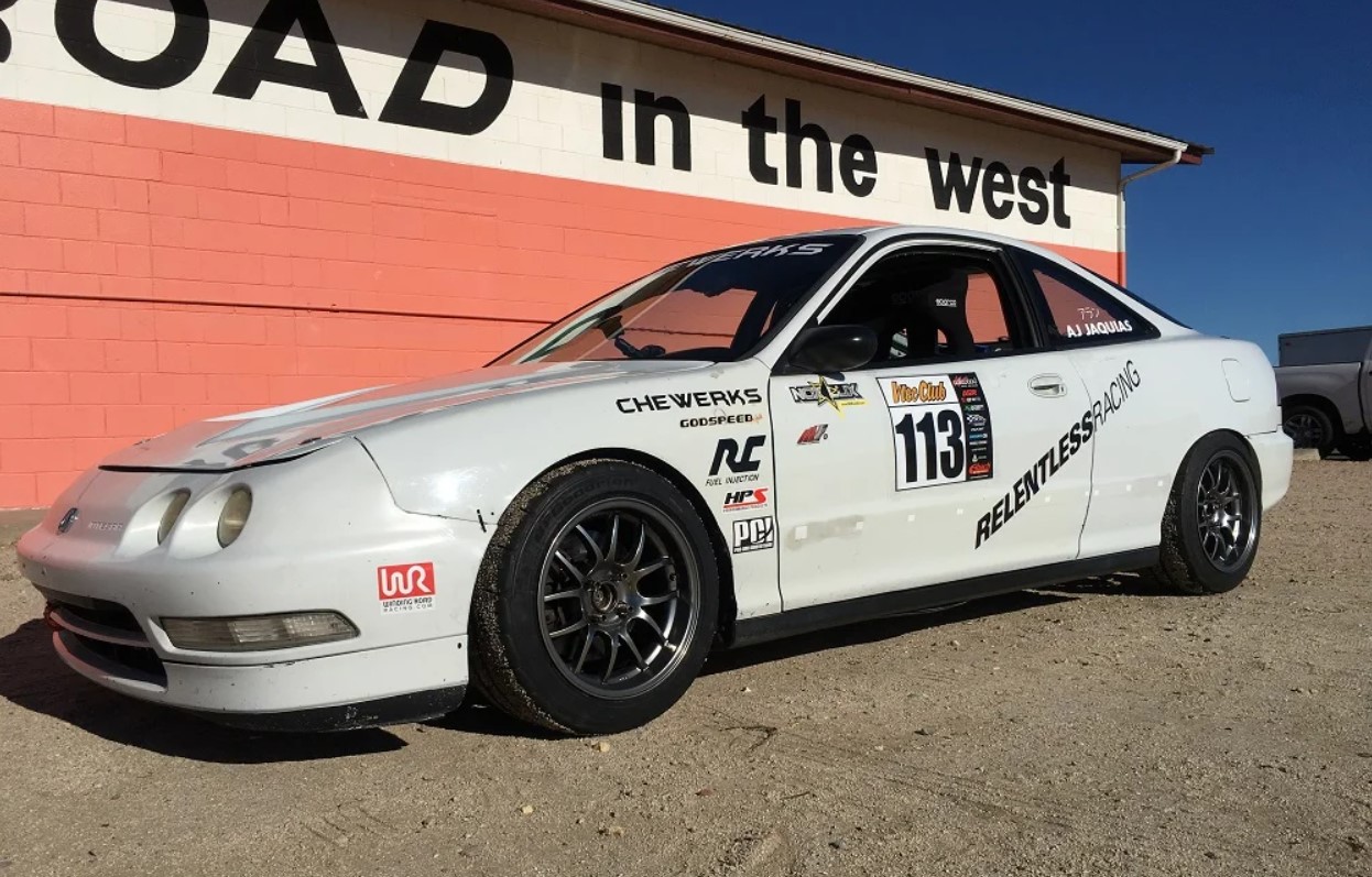 How To Optimize an Old Acura Integra if You Don’t Want a New One