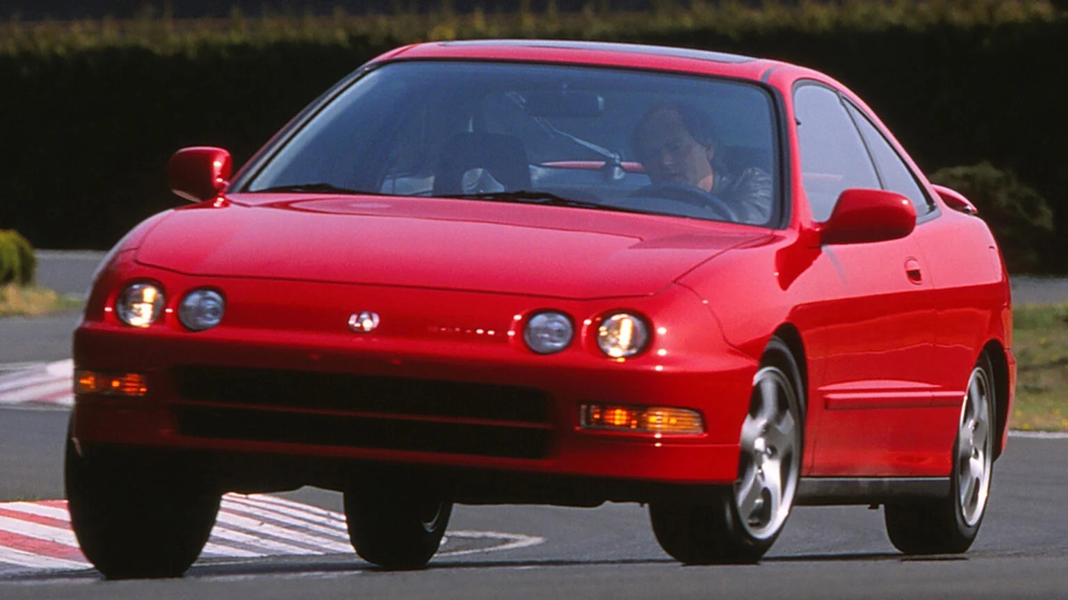 How To Optimize an Old Acura Integra if You Don’t Want a New One