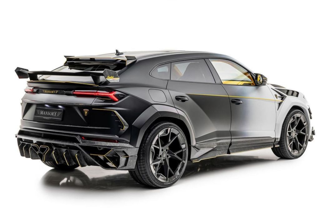Mansory-Designed Lamborghini Urus Is Like Staring Into the Sun