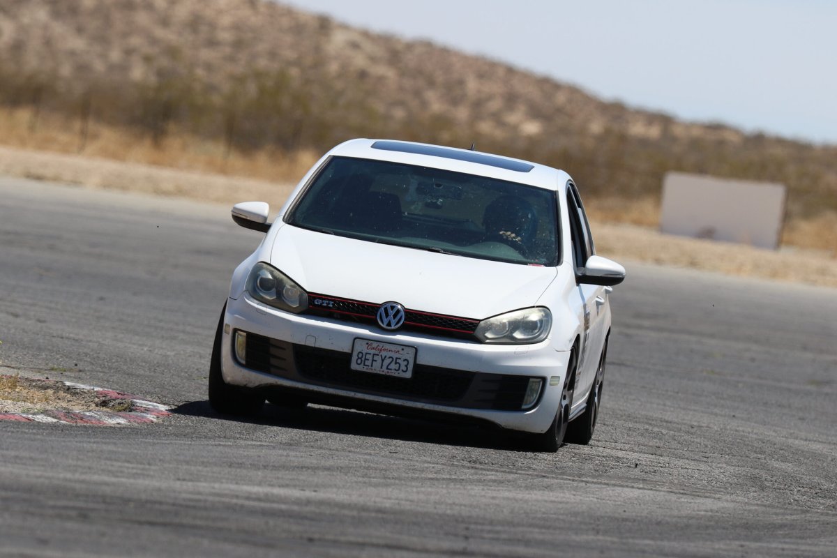 How To Fine-Tune Your Car's Balance With Tire Pressure