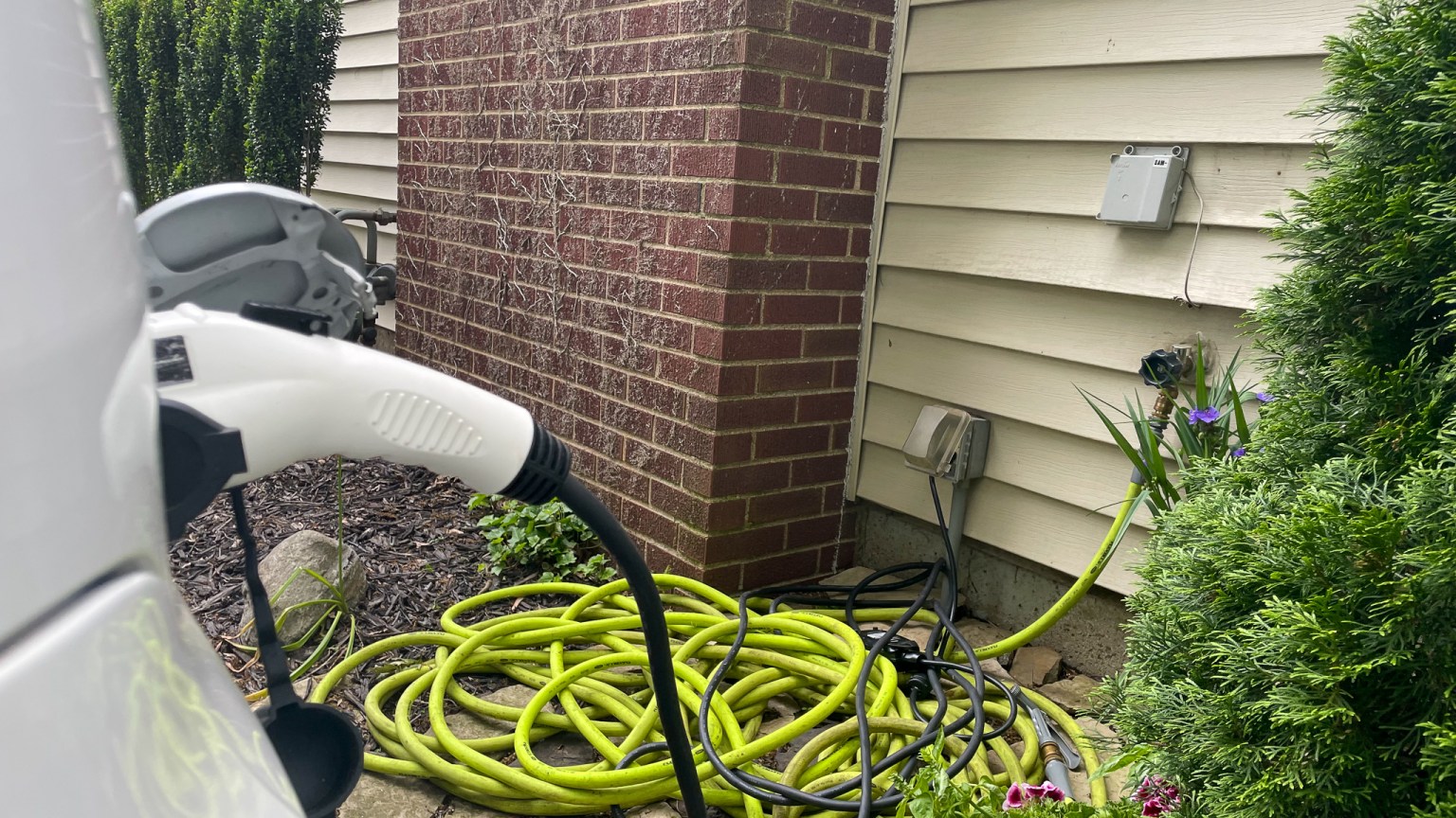 Electric Vehicle Charging Explained: Level 1, 2, and DC Fast Charging