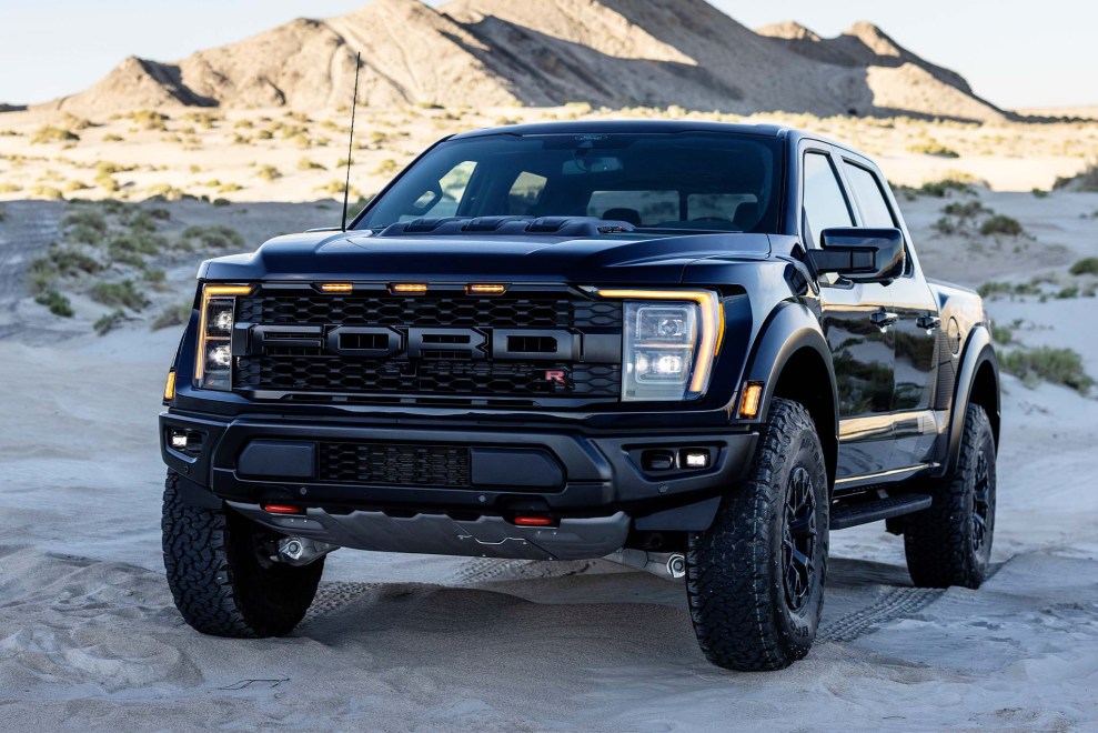 2023 Ford F-150 Raptor R Adds a 700-HP V8 From the Mustang Shelby GT500