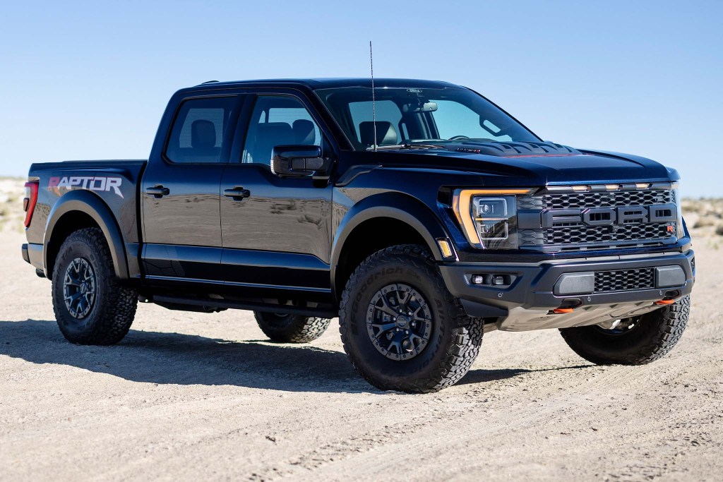 2023 Ford F-150 Raptor R Adds a 700-HP V8 From the Mustang Shelby GT500