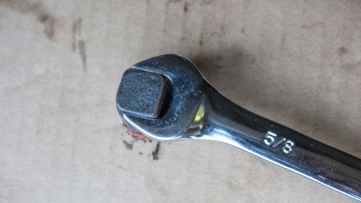 How To Open a Square Drain Plug Without a Square Socket