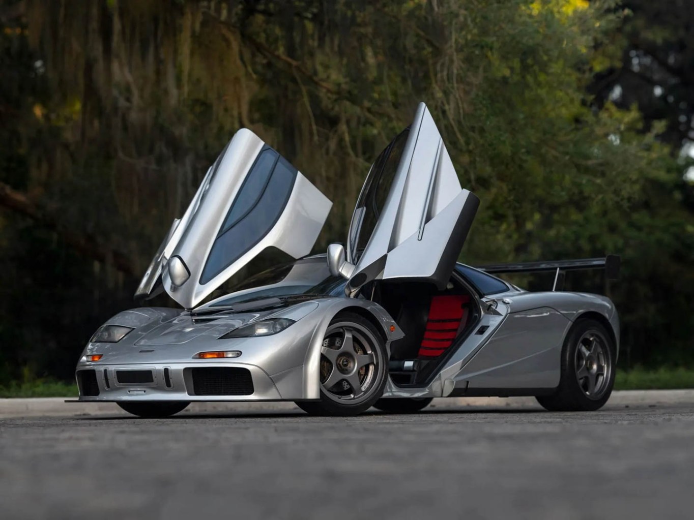 This One-of-One McLaren F1 Headed to Auction Fixes Its Only Flaw ...