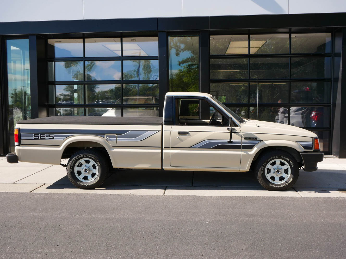 For $30K: A New Ford Maverick, or This 1,800-Mile 1986 Mazda B2000 Pickup?