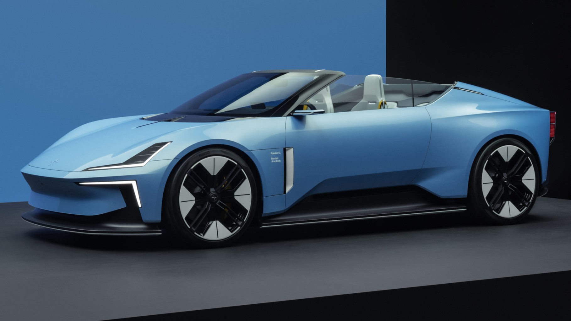 The 2026 Polestar 6 Is the 884-HP Electric Roadster We've Been Waiting For