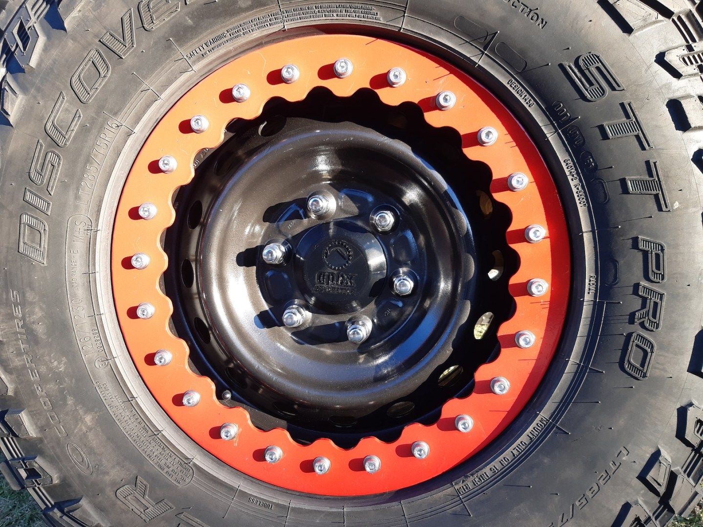 Resourceful Off-Roader Builds His Own Beadlock Wheels From Scratch
