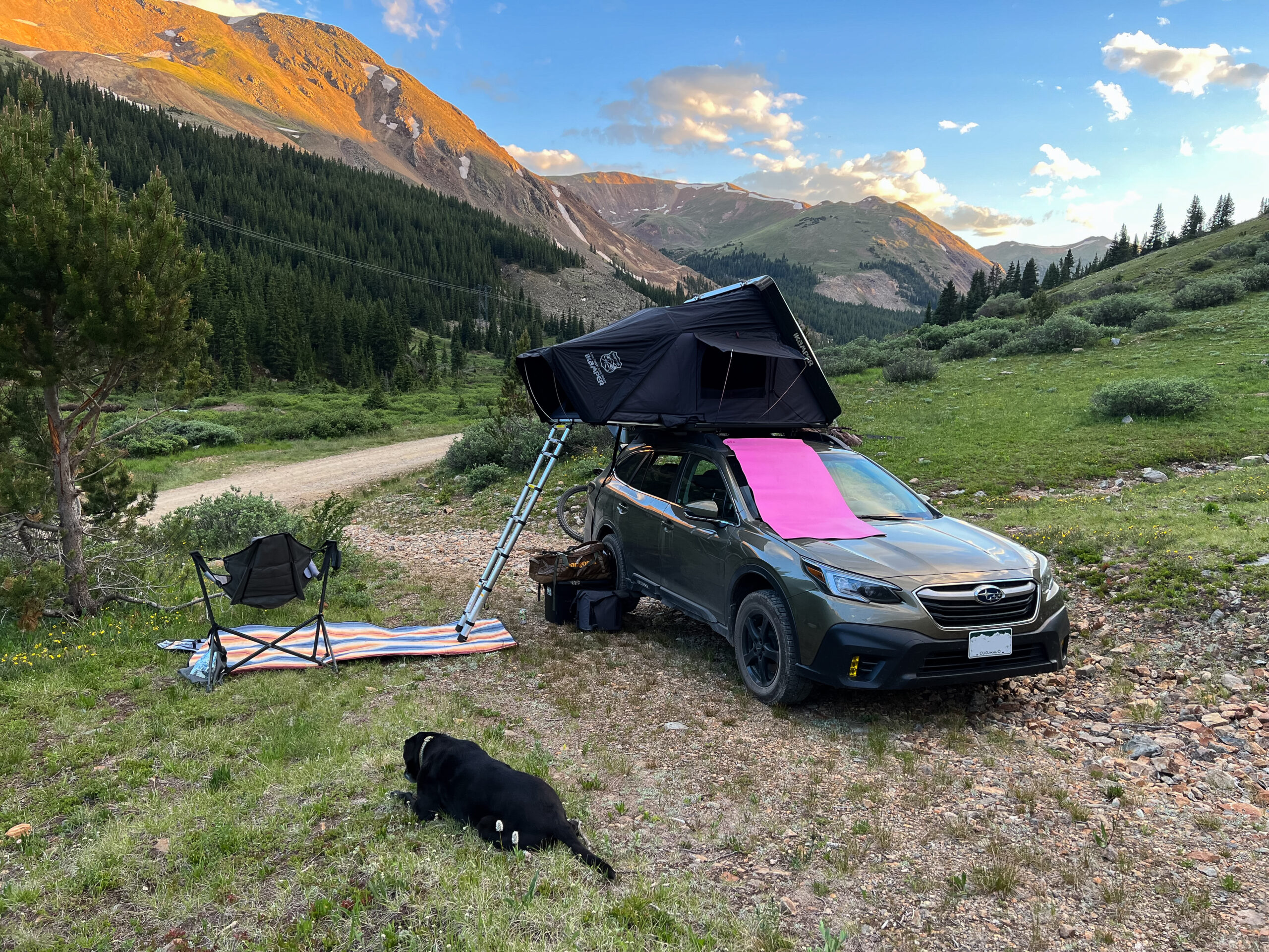 iKamper’s Mini Rooftop Tent Keeps You Snug Far Away From Home