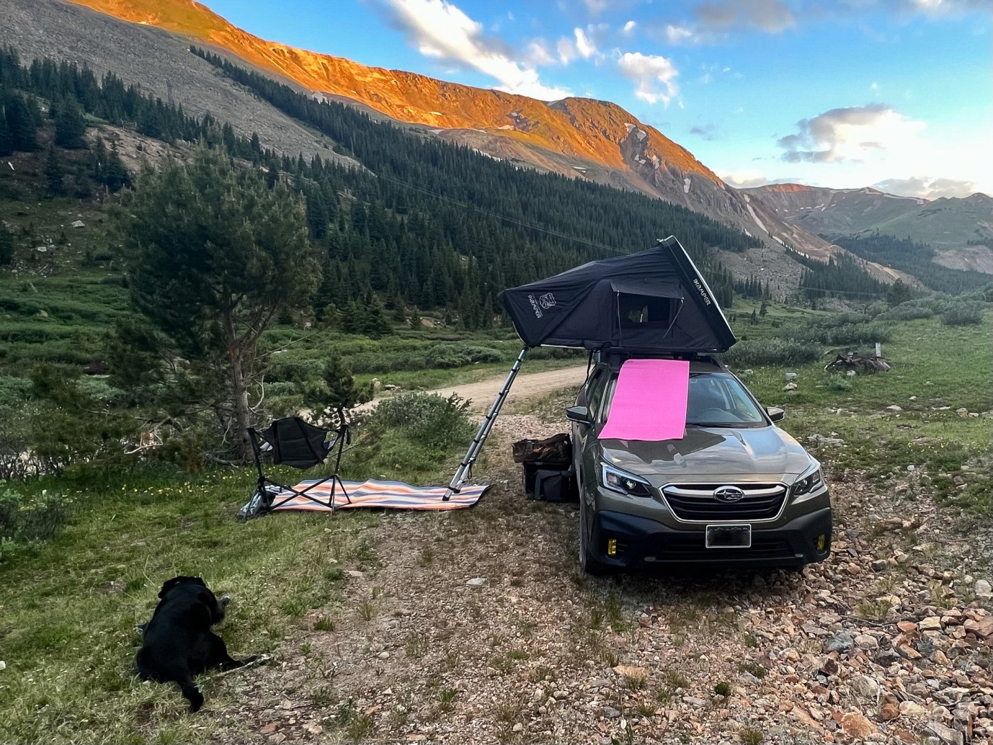 iKamper’s Mini Rooftop Tent Keeps You Snug Far Away From Home