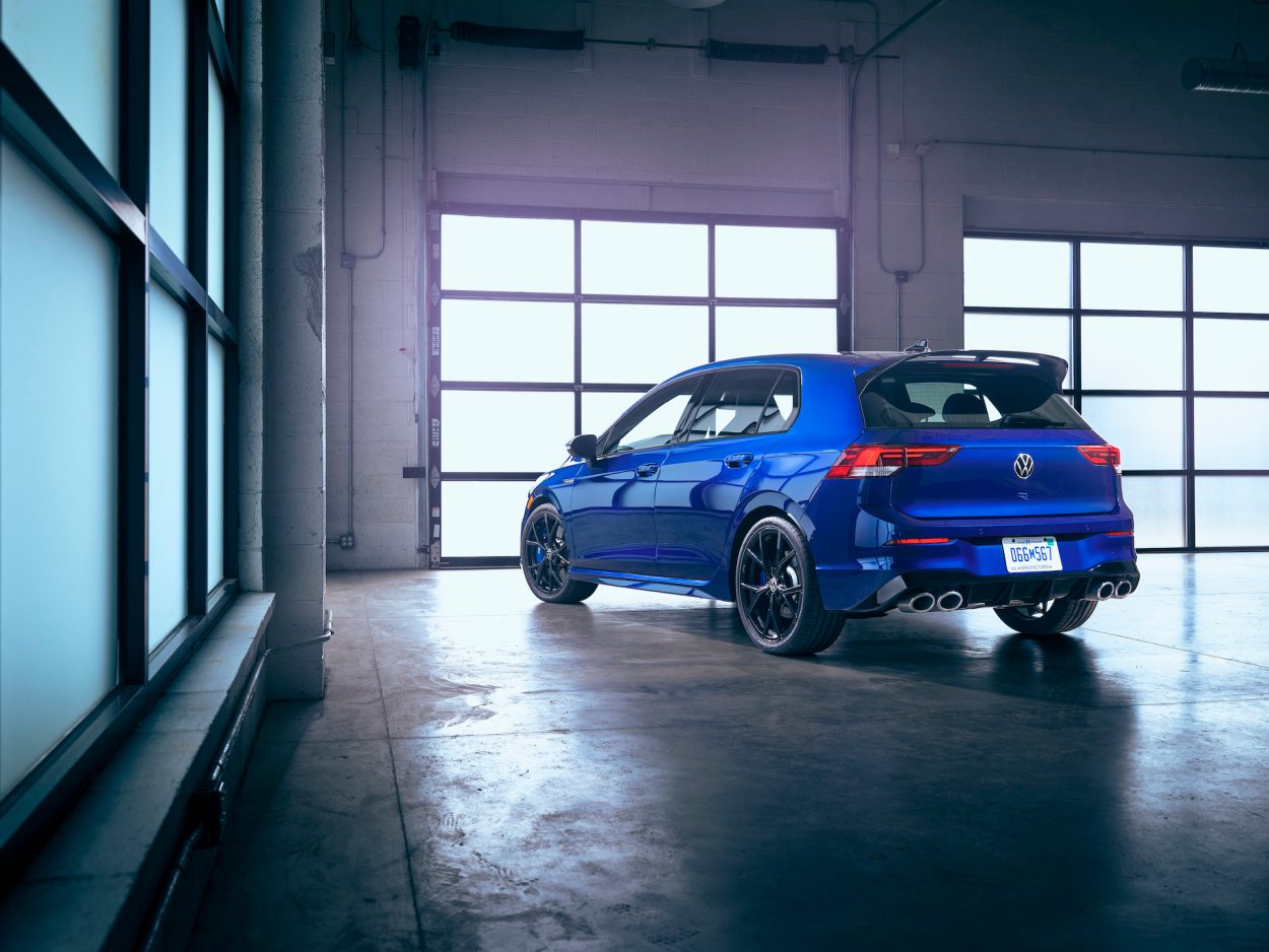 2023 Volkswagen Golf R 20th Anniversary Edition: Black Wheels, No ...