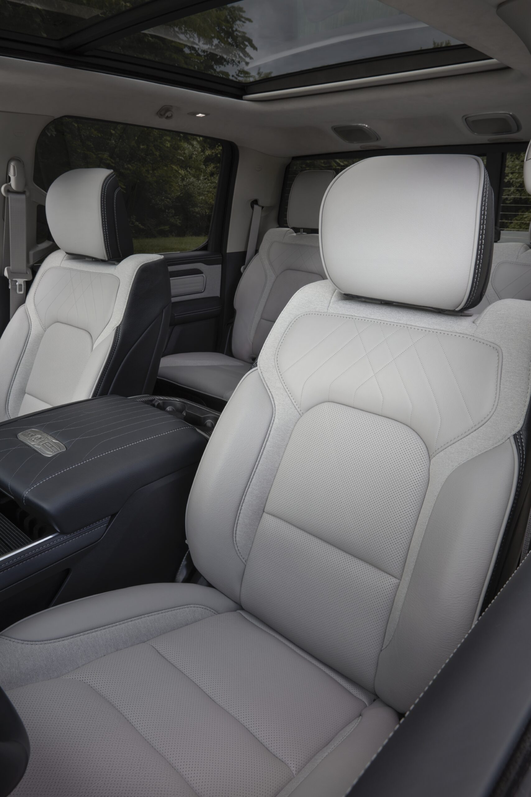 2023 Ram 1500 Limited Elite Edition Is a Very Fancy Truck With a ...