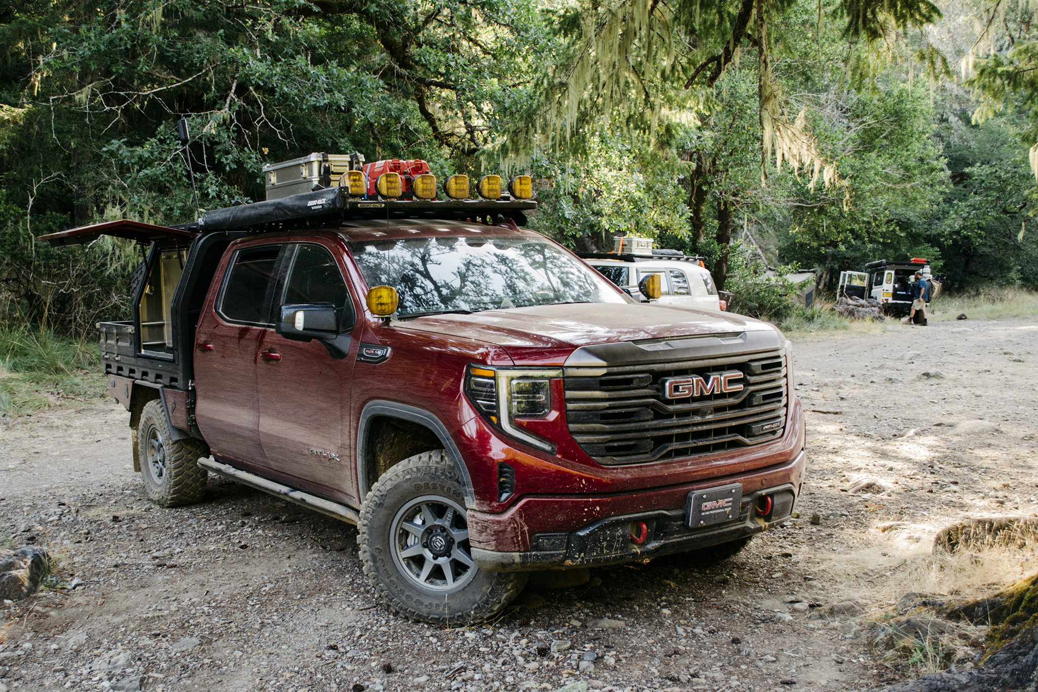 Tackling an Oregon Trail in Overland Expo's Built GMC Sierra AT4X Show ...