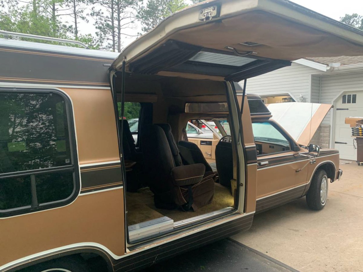 Wacky 1984 Chevy S-10 Conversion Van on Craigslist Is ’80s Road Trip ...