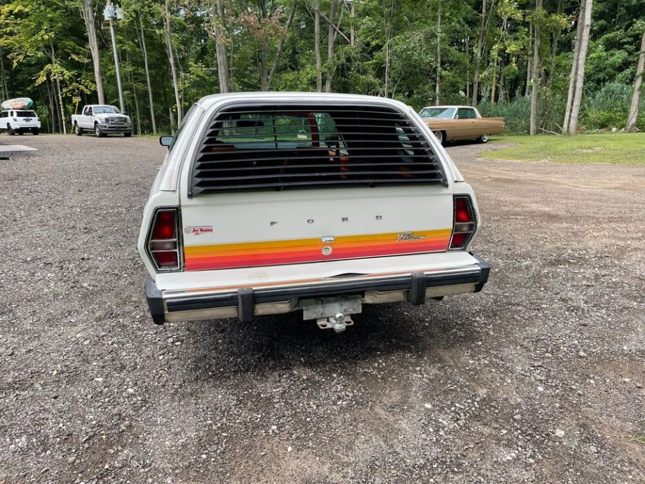 Buy This Groovy '70s Ford Pinto Cruiser Wagon and Step Back in Time