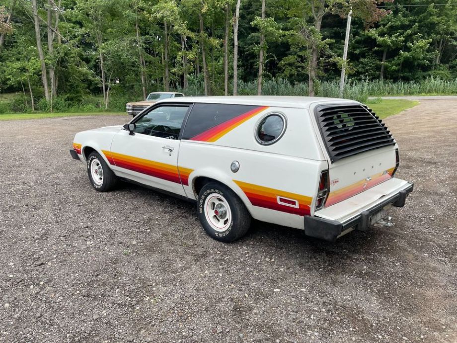 Buy This Groovy '70s Ford Pinto Cruiser Wagon and Step Back in Time