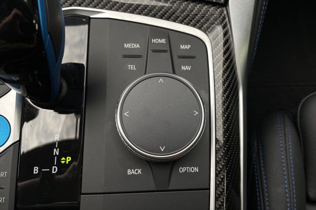 BMW iDrive 8 Infotainment Review: Looks Good but Missing Some Crucial ...