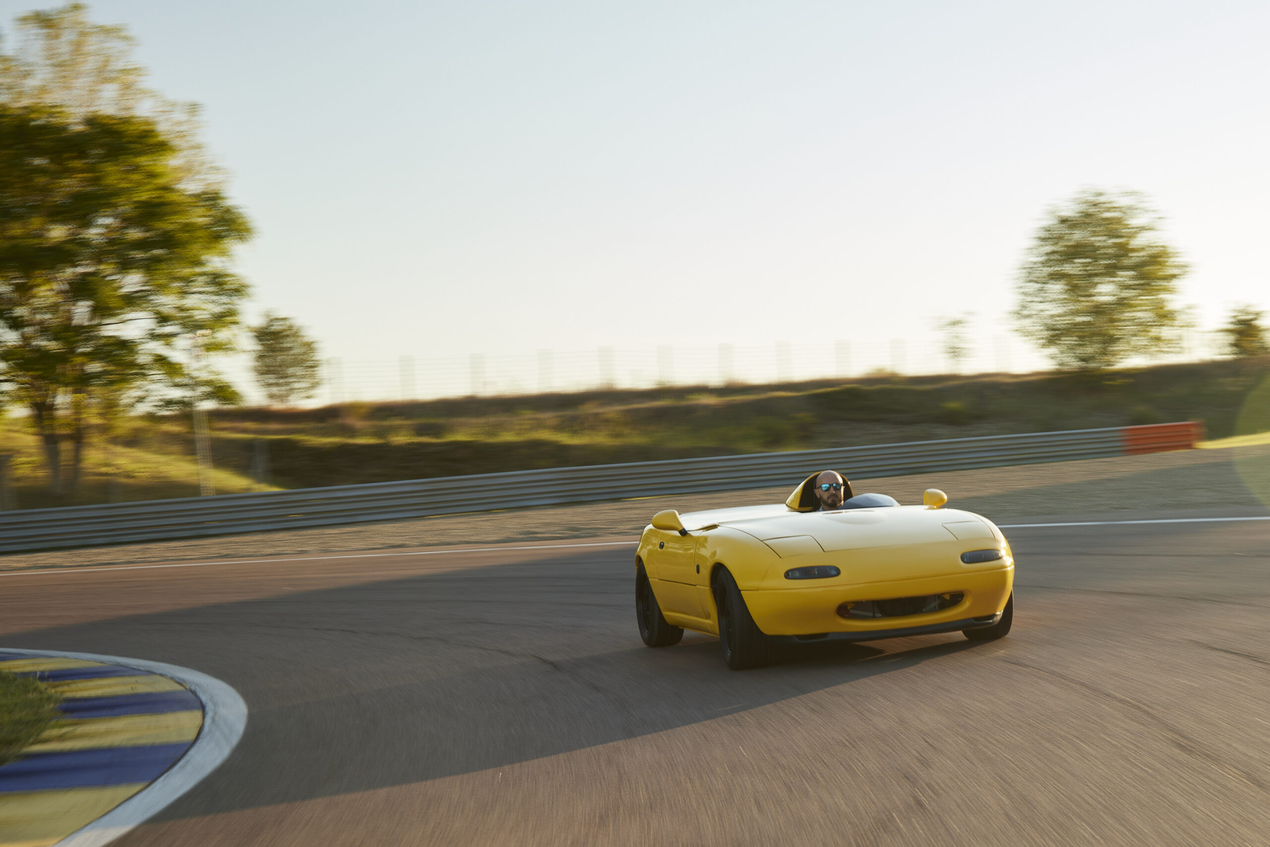 Gorgeous Mazda Miata Speedster Has an ND MX-5 Engine Under the Hood