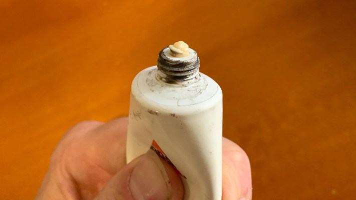 How and Where To Use Lithium Grease on Your Car