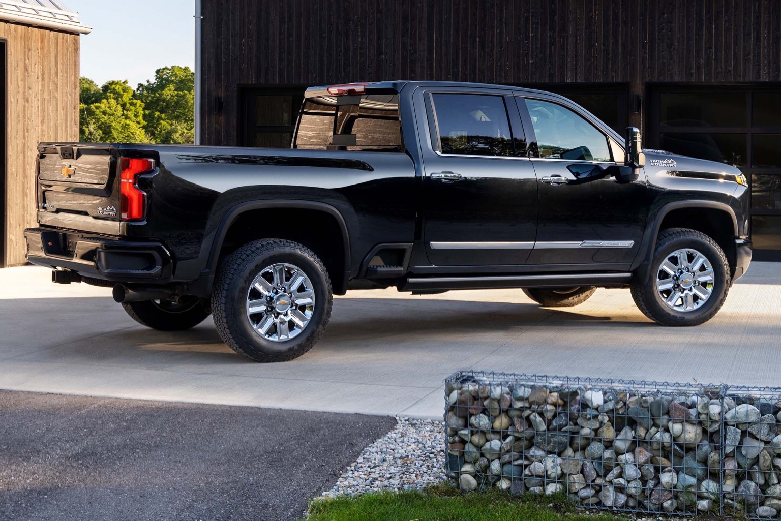 Big 2024 Chevy Silverado HD Refresh Adds New Interior, New Face, and ...