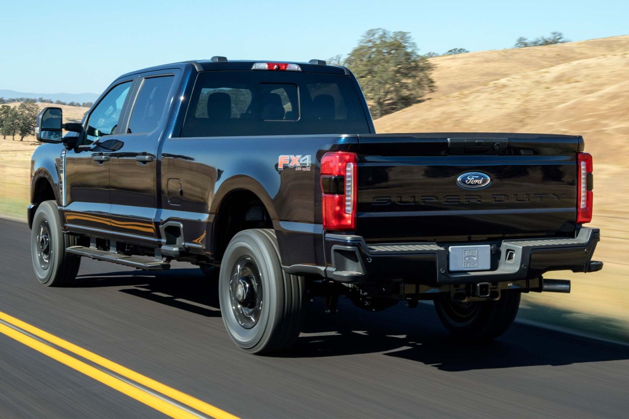Striking 2023 Ford Super Duty Gets New Engines, 2kW Generator, Even ...