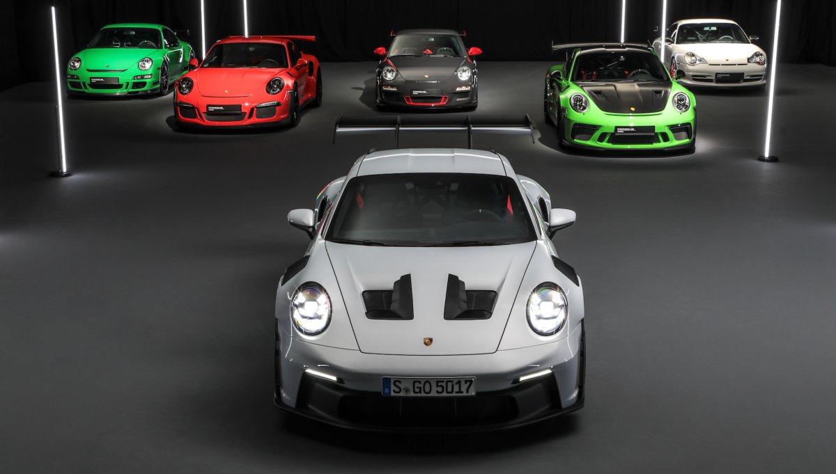 Porsche's Upgraded Configurator Will Let Some Customers Order Cars Online