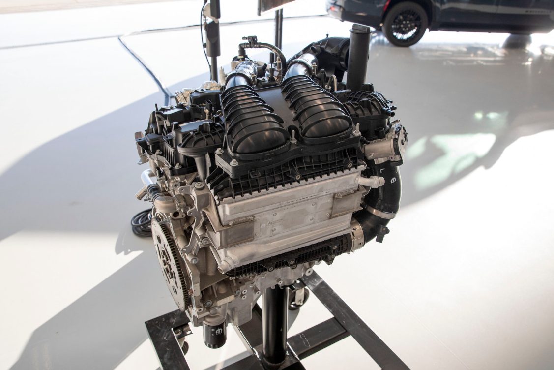 2023 Jeep Grand Wagoneer L First Drive Review: Straight-Six Engine ...