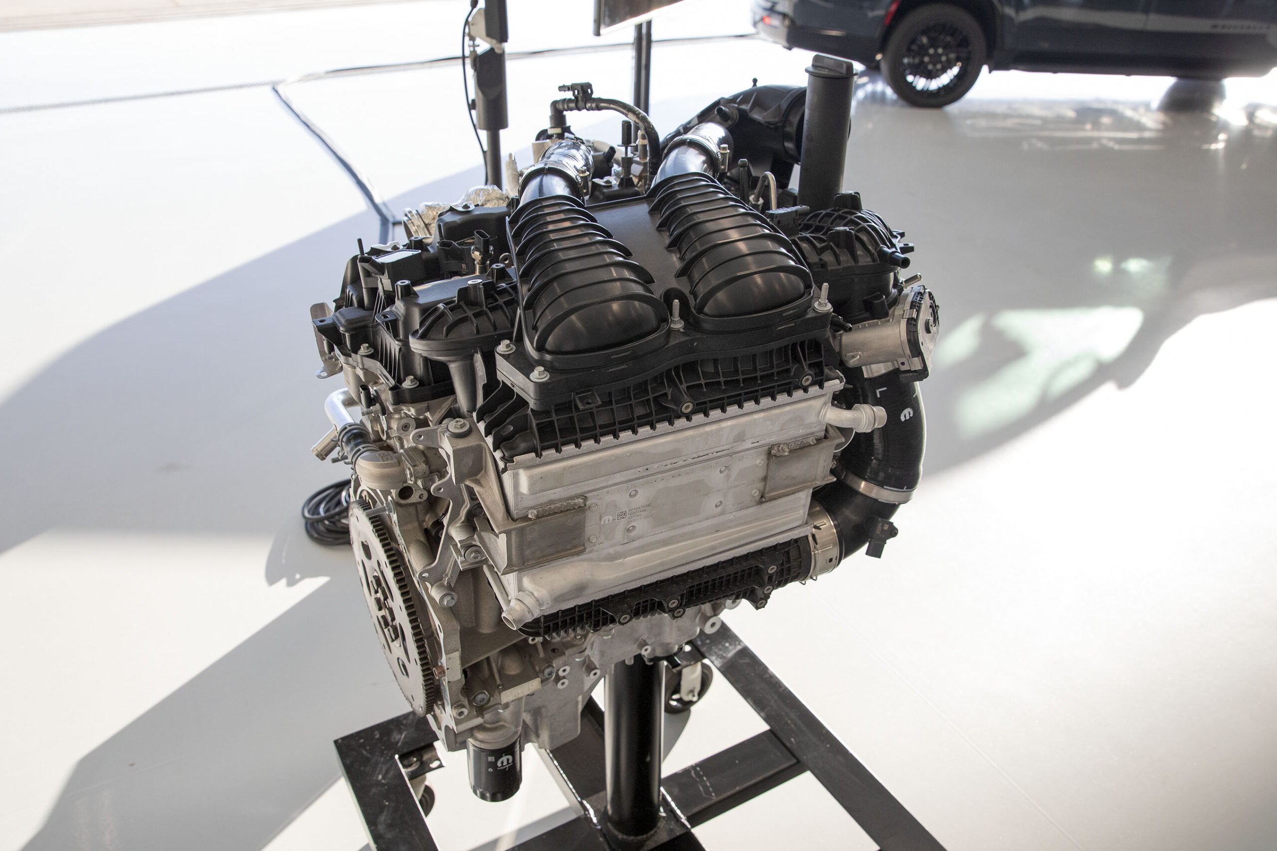 2023 Jeep Grand Wagoneer L First Drive Review: Straight-Six Engine ...