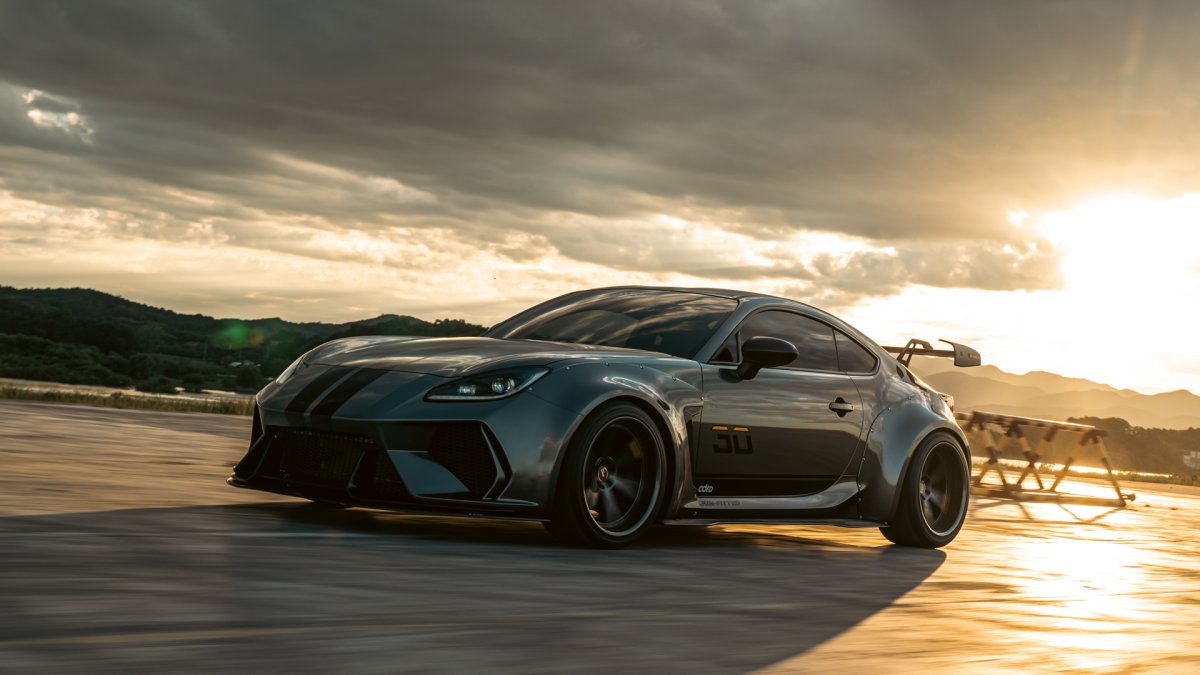 This Widebody Kit Makes the Toyota GR86 Look Like a Menacing Race Car