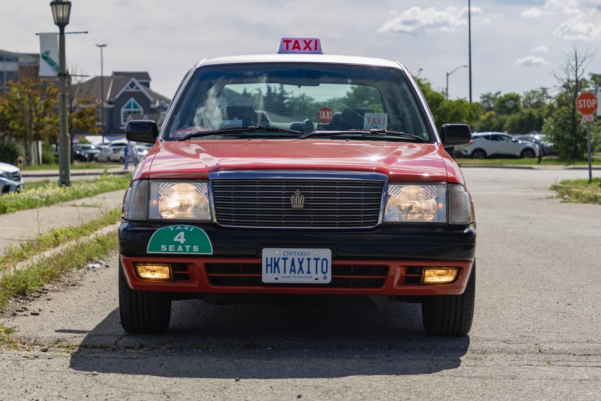 1997 Toyota Crown Comfort Hong Kong Taxi Review: Takes Me Somewhere ...