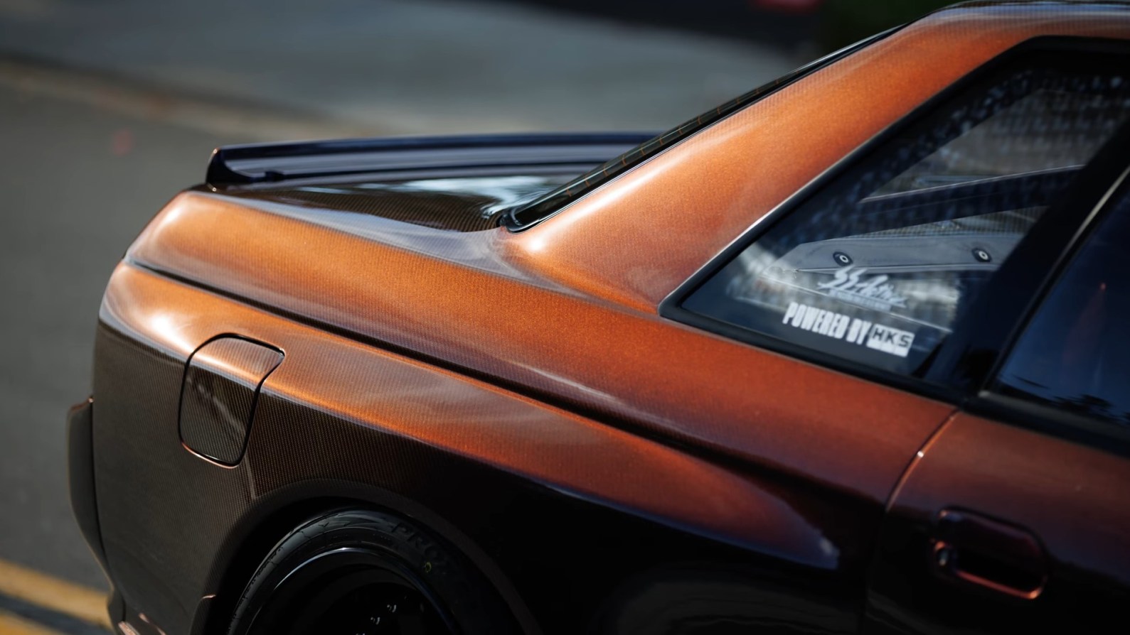 This 930-HP R32 Nissan GT-R In Dry Carbon Midnight Purple Is a Million ...