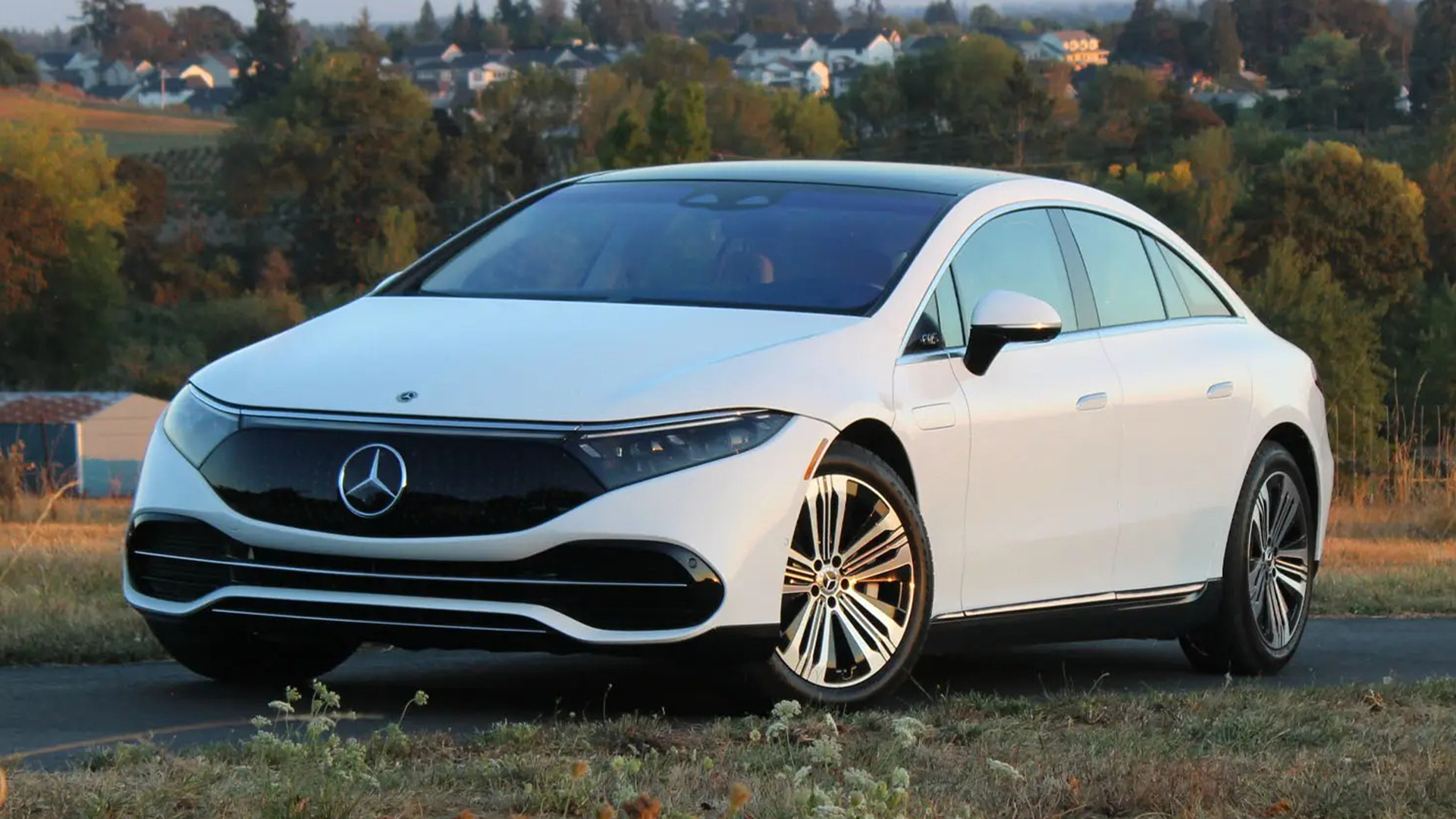 Mercedes-Benz EQS | The Drive