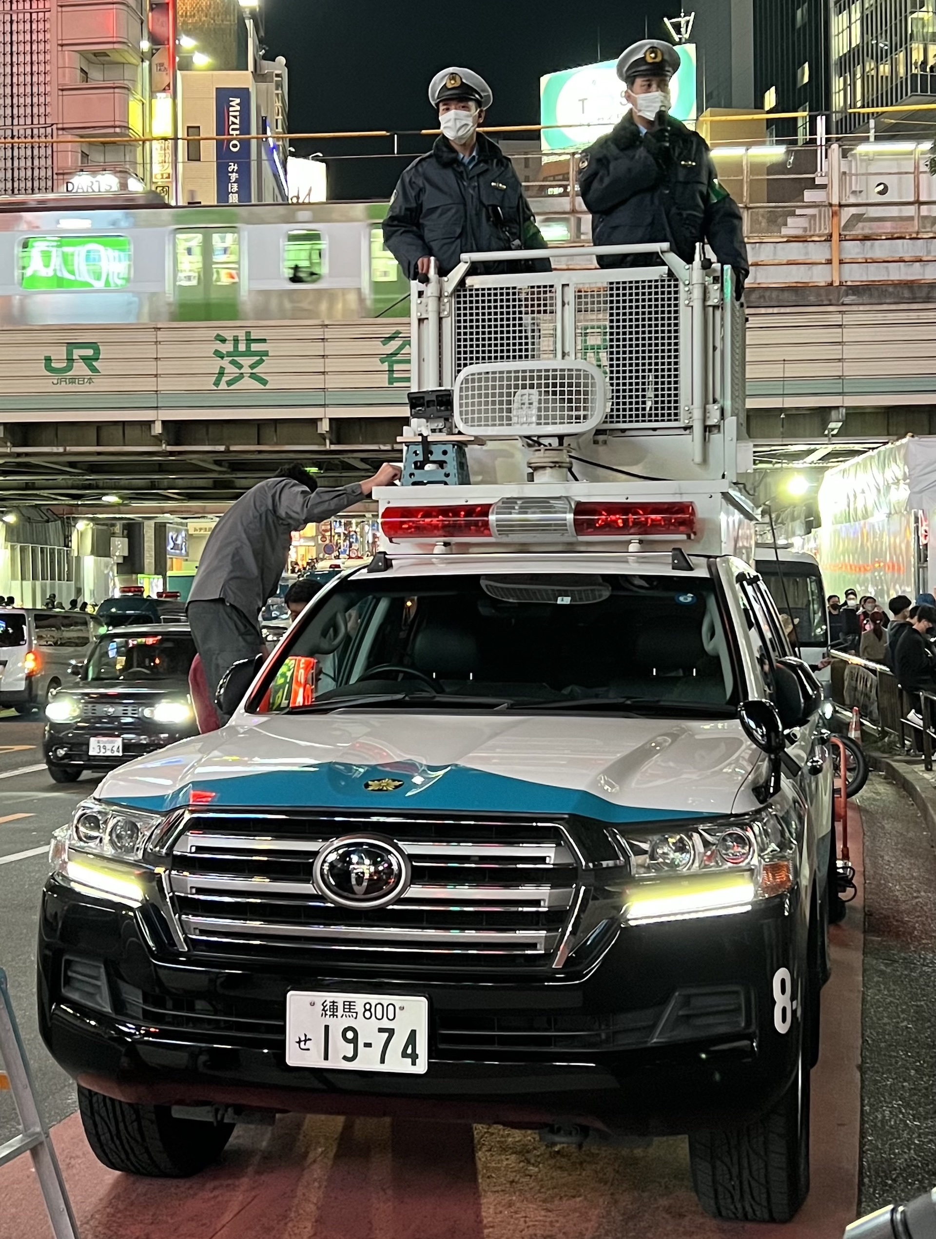 Tokyo Police Cars Are Extremely Weird and Very Good