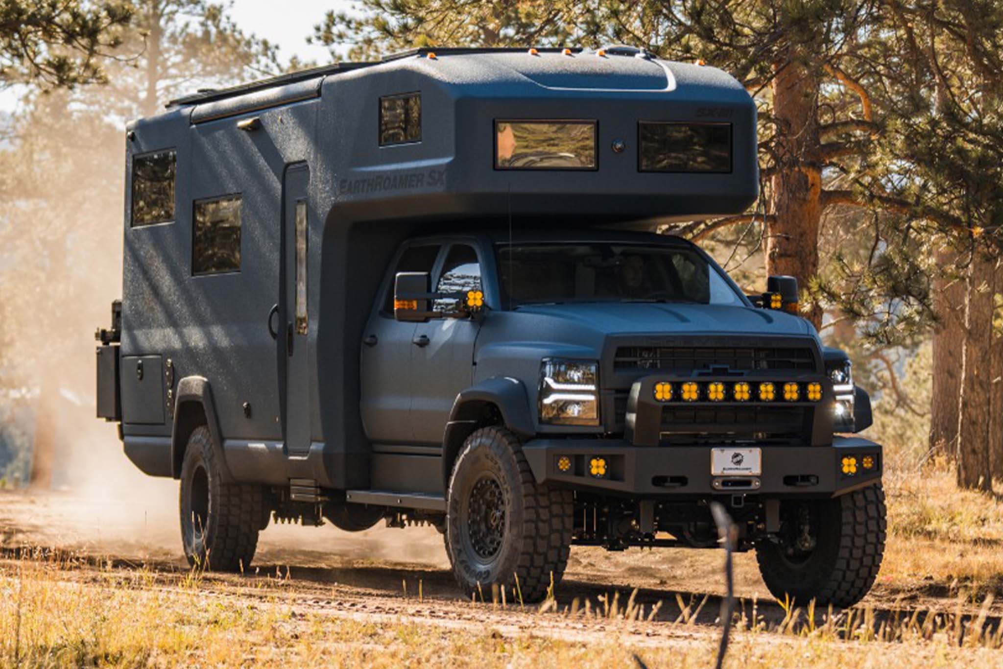The Earthroamer SX Is a $1M Chevy Silverado Overland Rig on 43s