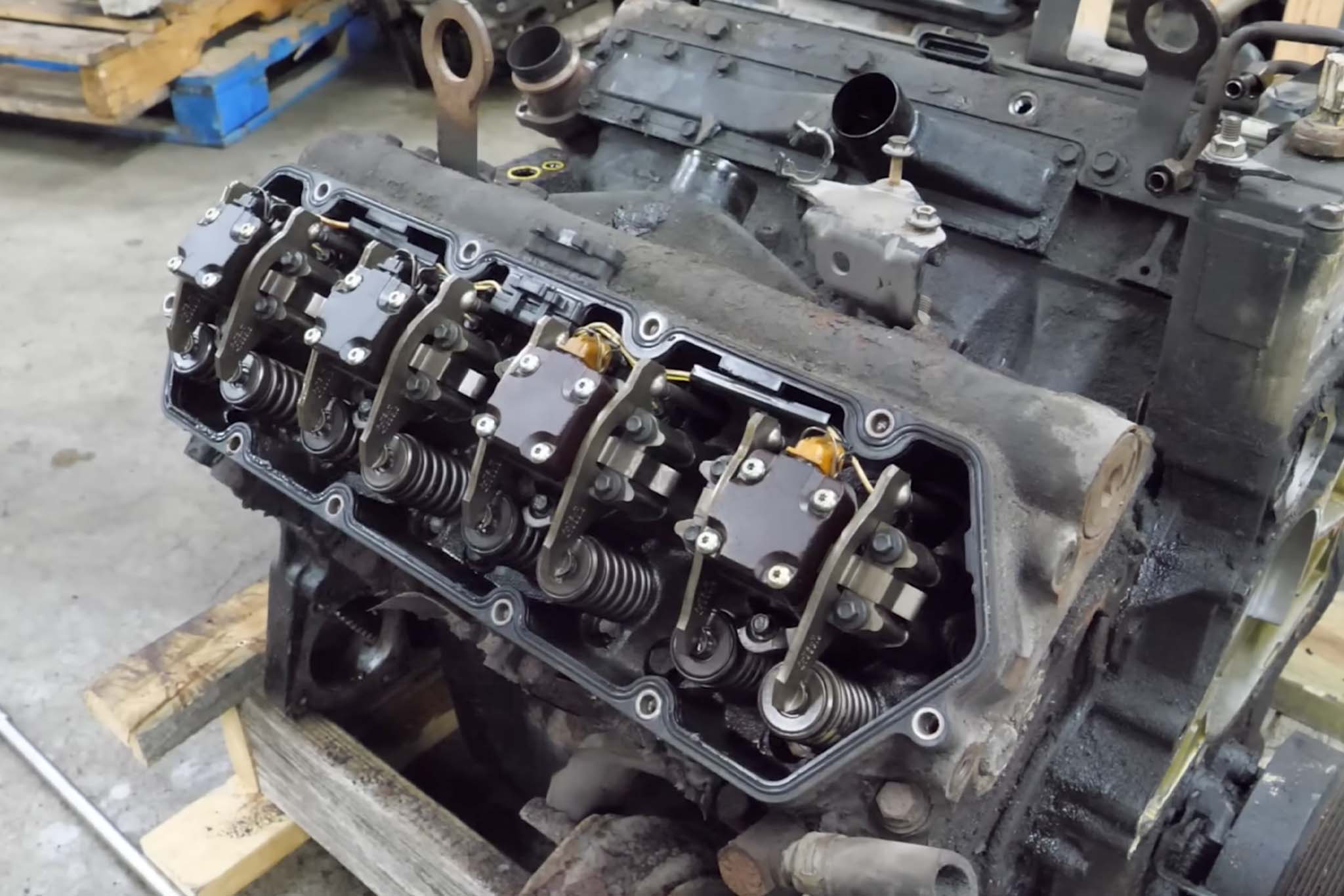 See How Surprisingly Clean This 700,000-Mile 7.3 Power Stroke Diesel ...